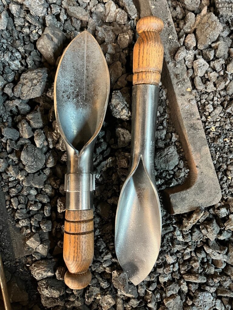 Shotgun Scoop Shovel | RAWtools South